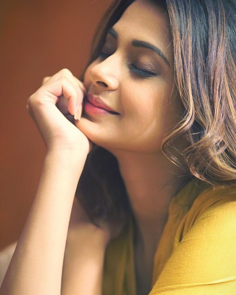 Jennifer Winget Wiki, Age, Boyfriends, Biography, Income, Biodata ...
